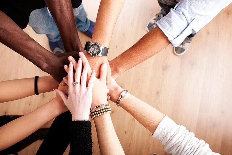 Five Awesome Ways to Encourage Non-Customer Facing Employees | Vocalcom