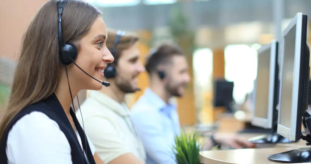 10 key features for choosing your contact center solution